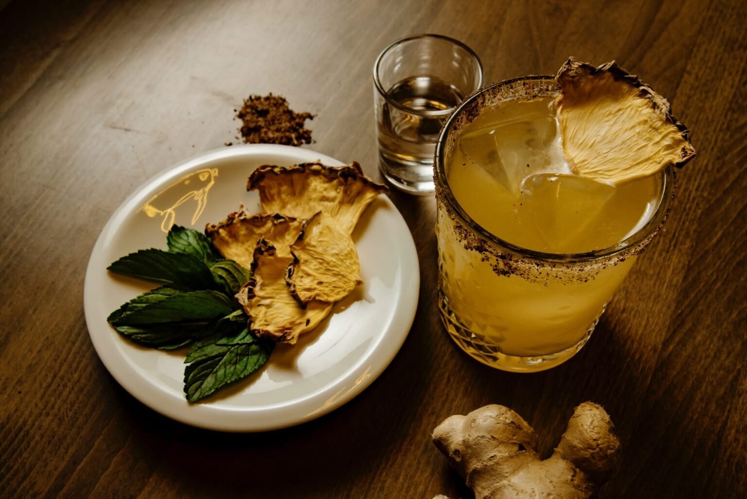 Ginger Ale and Ginger Beer: What's the Difference? - MINUTE BARTENDER